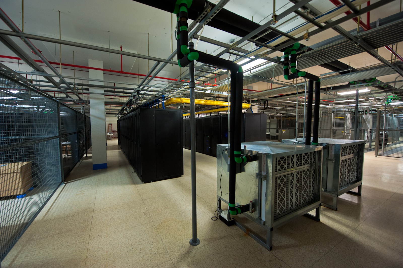 Data Center Upgrades With Minimal Downtime | Lifeline Data Centers